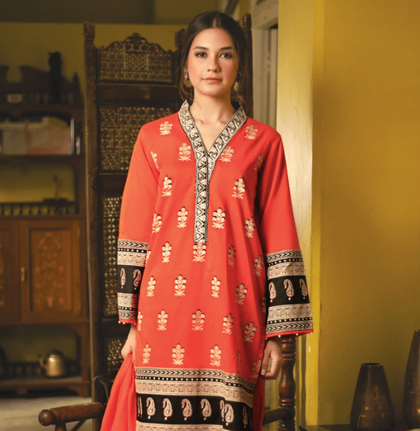 How to Wear Red the Right Way