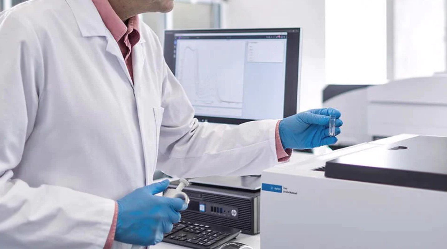 Molecular Spectroscopy Instruments: How They Work and What They Can Tell Us